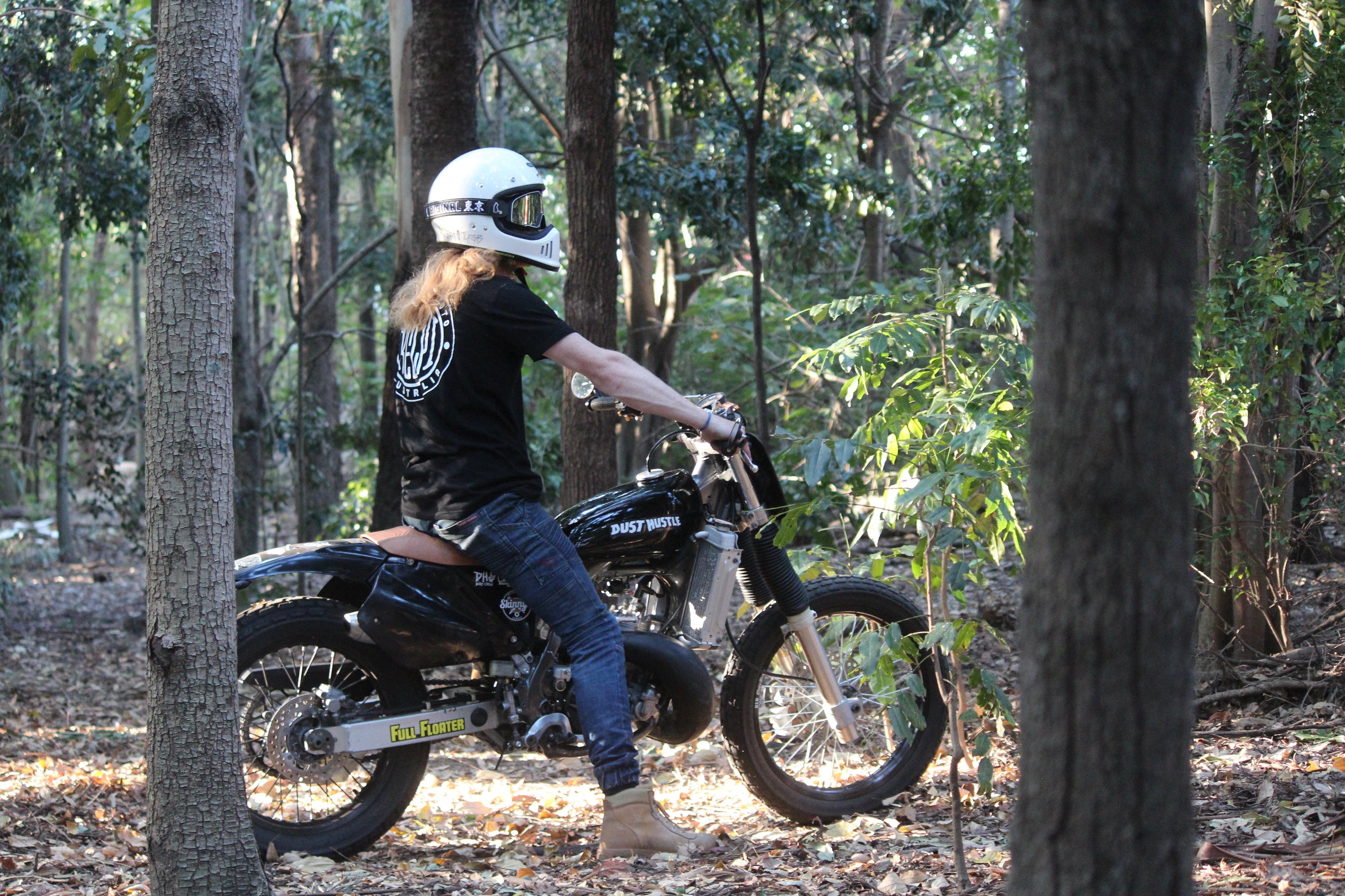 Little Suzy RMX250 Street Tracker – Kelpi Custom Moto