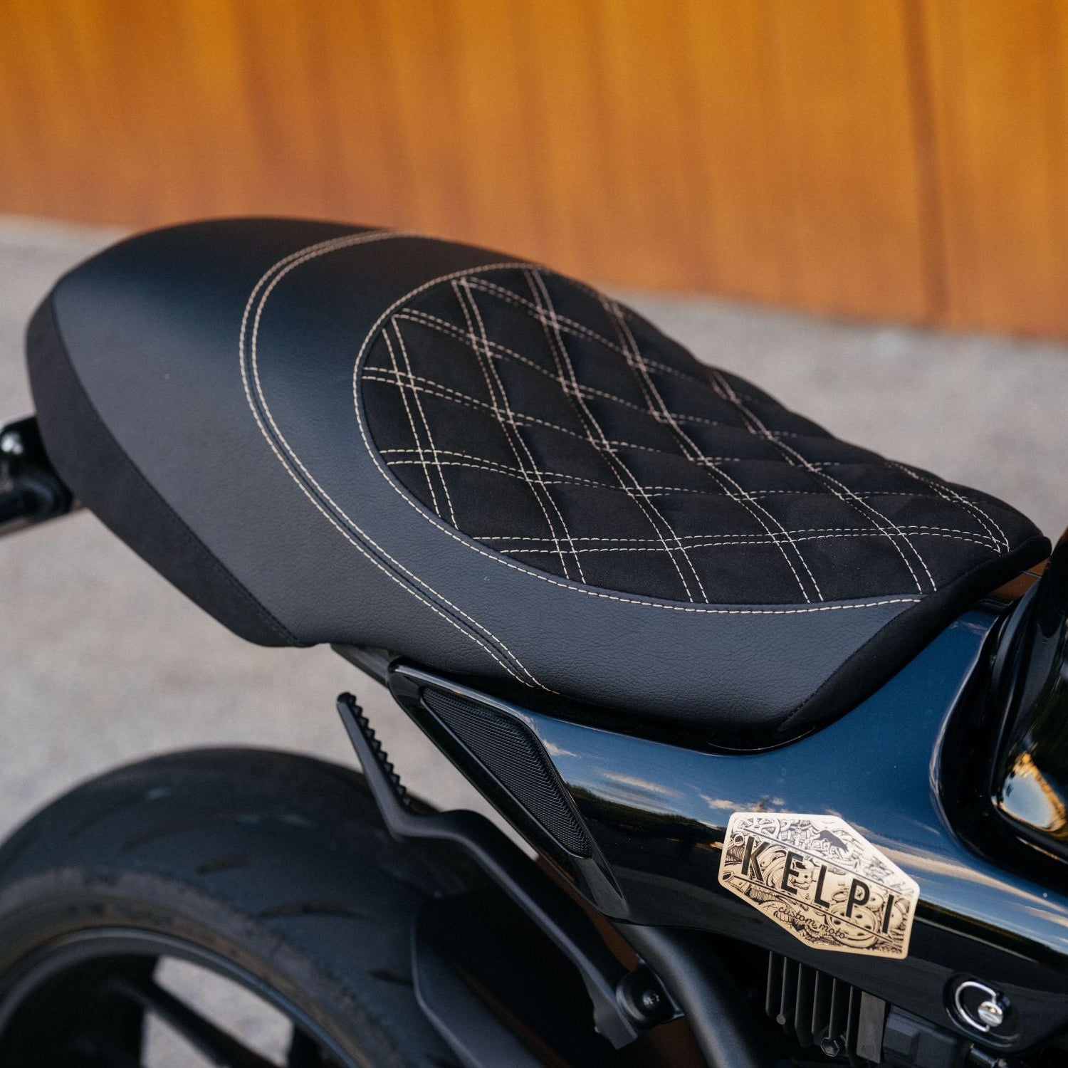 Yamaha XSR900 (2022-2024) Seat Reshape + Custom Trim | Kelpi Custom Moto